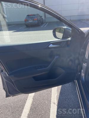 Grey Volkswagen Taigo 2023 in Riga, with an engine capacity of 1.00 L and mileage of 37 thousand km for 18000 €, photo 8 on AUTOMOTO.COM.LV