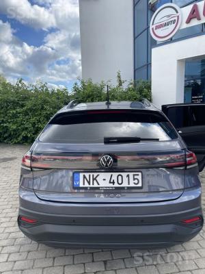 Grey Volkswagen Taigo 2023 in Riga, with an engine capacity of 1.00 L and mileage of 37 thousand km for 18000 €, photo 12 on AUTOMOTO.COM.LV