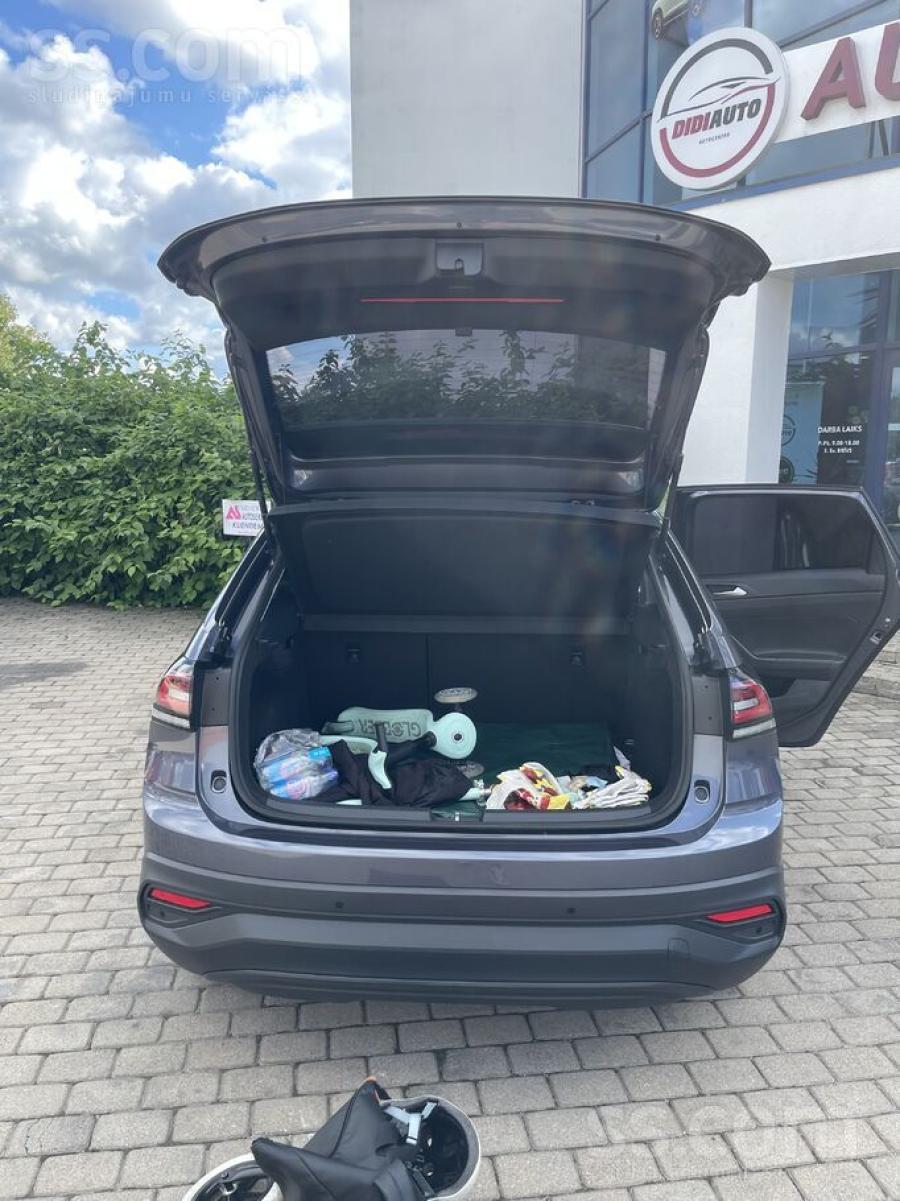Grey Volkswagen Taigo 2023 in Riga, with an engine capacity of 1.00 L and mileage of 37 thousand km for 18000 €, photo 13 on AUTOMOTO.COM.LV