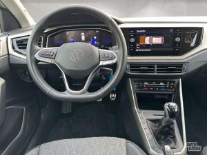Pelēks Volkswagen Taigo 2024 Kauņa, ar dzinēja tilpumu 1.00 L un nobraukumu 13 tūkst. km par 23944 €, foto 13 vietnē AUTOMOTO.COM.LV
