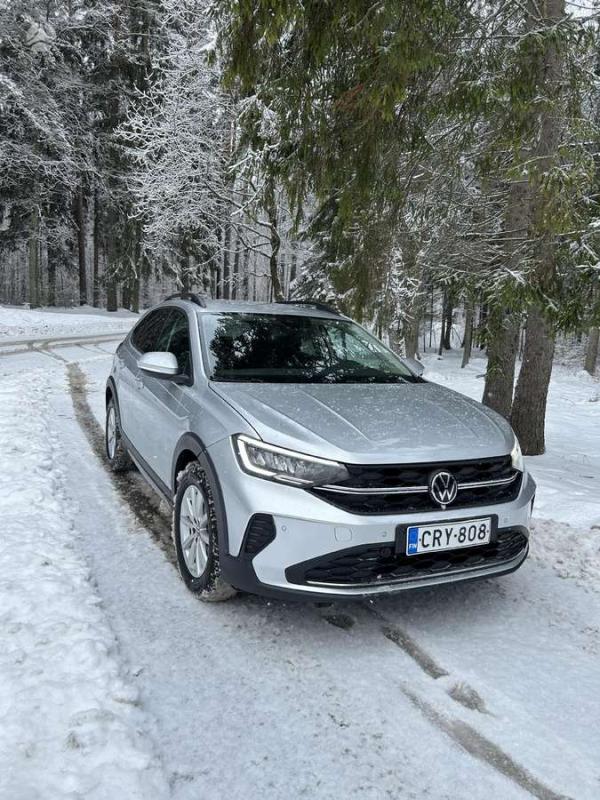 Pelēks Volkswagen Taigo 2024 Alīta, ar dzinēja tilpumu 0.00 L un nobraukumu 11 tūkst. km par 16450 €, foto 2 vietnē AUTOMOTO.COM.LV