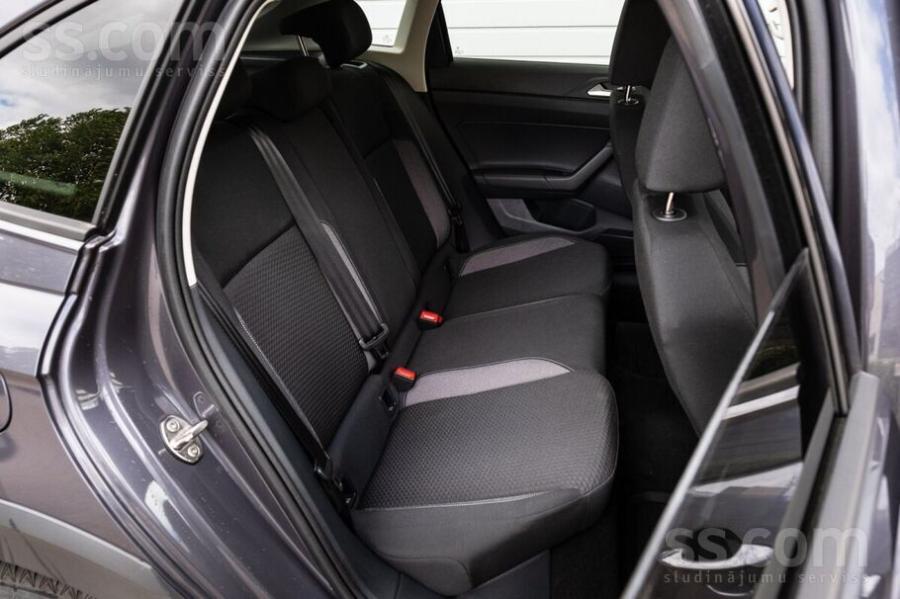 Pelēks Volkswagen Taigo 2024 Rīga, ar dzinēja tilpumu 1.00 L un nobraukumu 20 tūkst. km par 20950 €, foto 8 vietnē AUTOMOTO.COM.LV