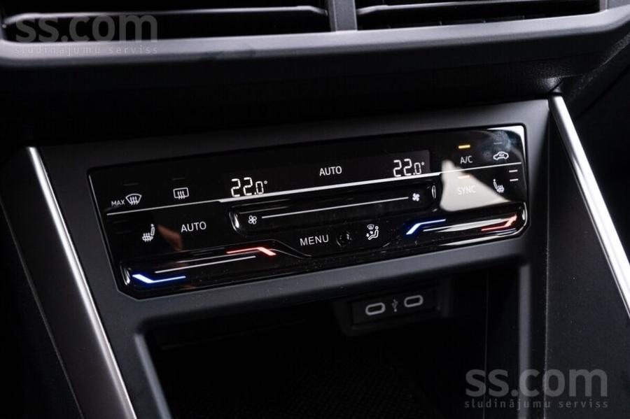 Pelēks Volkswagen Taigo 2024 Rīga, ar dzinēja tilpumu 1.00 L un nobraukumu 20 tūkst. km par 20950 €, foto 15 vietnē AUTOMOTO.COM.LV