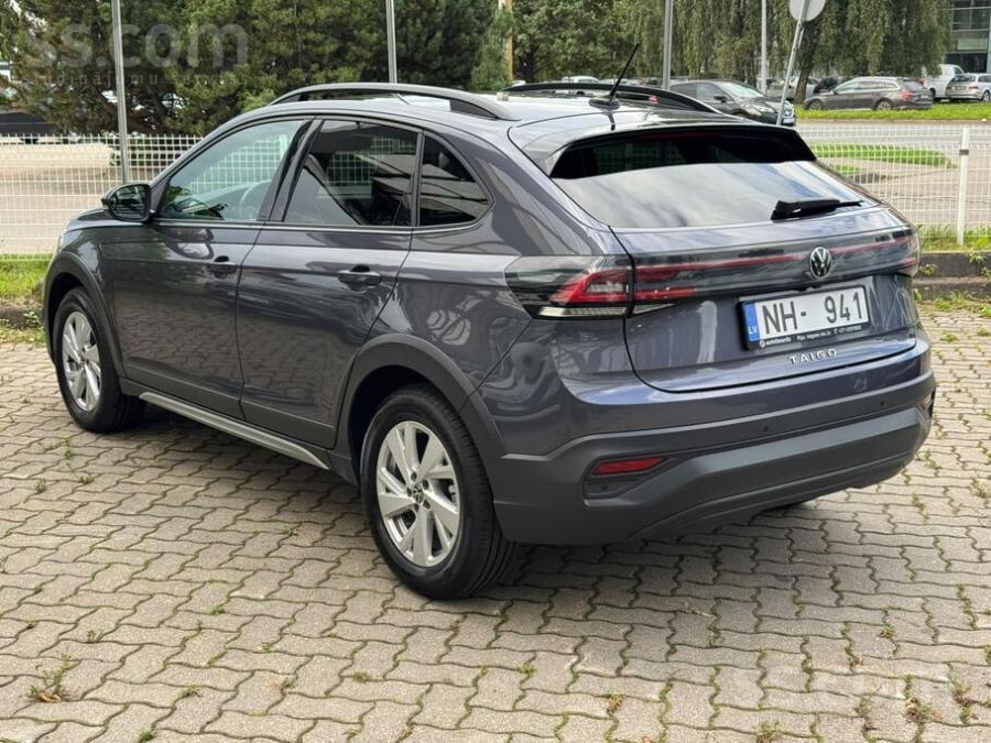 Pelēks Volkswagen Taigo 2022 Rīga, ar dzinēja tilpumu 1.00 L un nobraukumu 48 tūkst. km par 16850 €, foto 4 vietnē AUTOMOTO.COM.LV