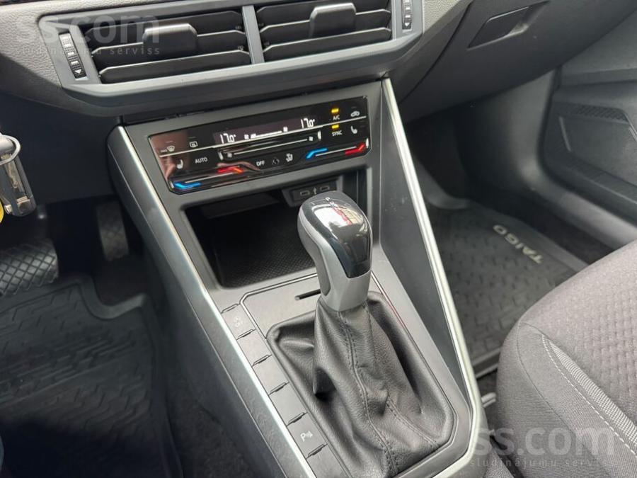 Pelēks Volkswagen Taigo 2022 Rīga, ar dzinēja tilpumu 1.00 L un nobraukumu 48 tūkst. km par 16850 €, foto 15 vietnē AUTOMOTO.COM.LV