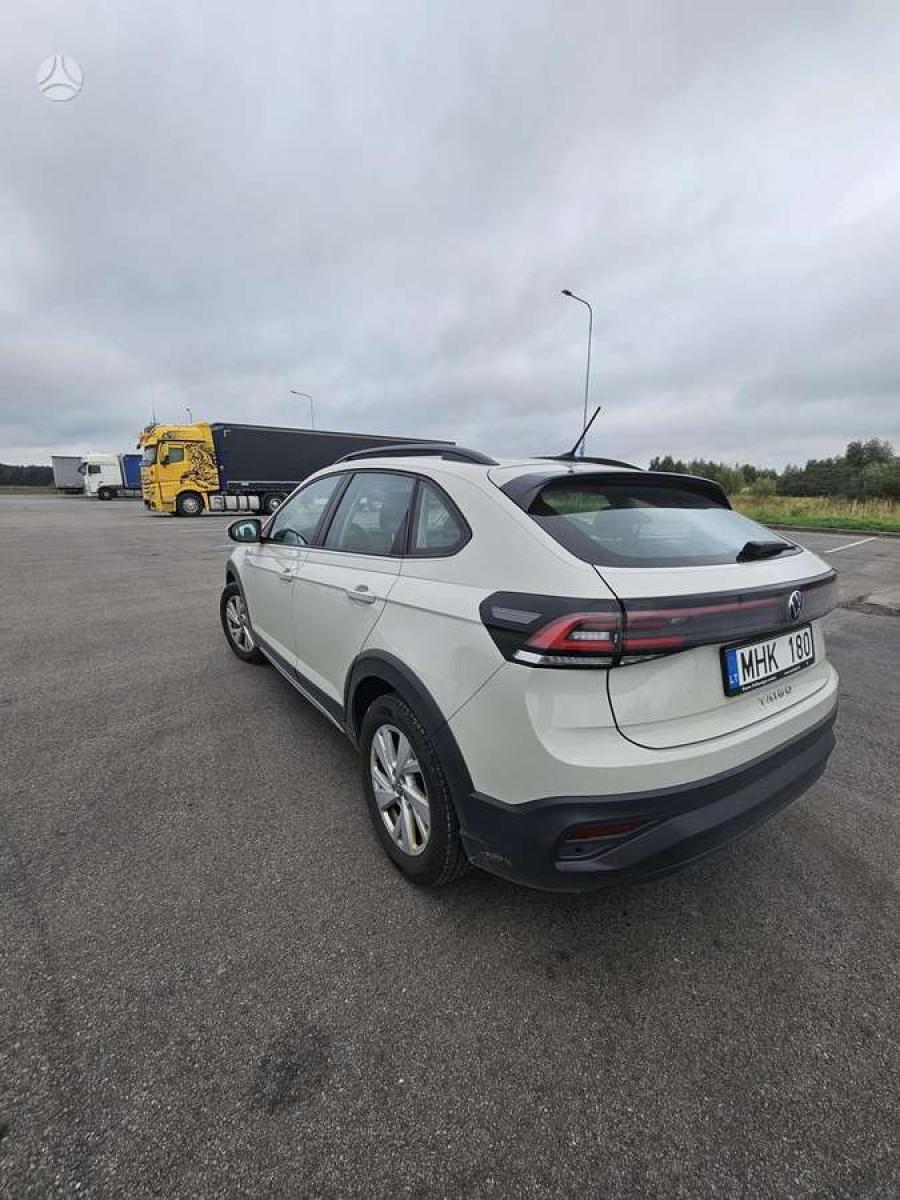 Grey Volkswagen Taigo 2022 in Kaunas, with an engine capacity of 1.00 L and mileage of 231 thousand km for 13100 €, photo 7 on AUTOMOTO.COM.LV