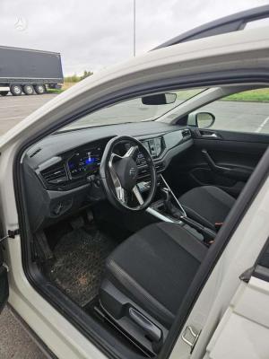 Grey Volkswagen Taigo 2022 in Kaunas, with an engine capacity of 1.00 L and mileage of 231 thousand km for 13100 €, photo 11 on AUTOMOTO.COM.LV