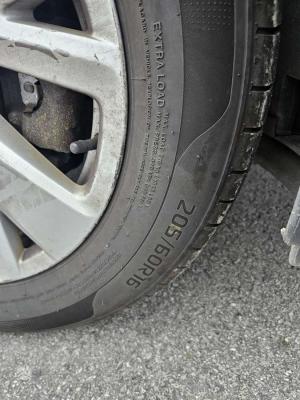 Grey Volkswagen Taigo 2022 in Kaunas, with an engine capacity of 1.00 L and mileage of 231 thousand km for 13100 €, photo 17 on AUTOMOTO.COM.LV