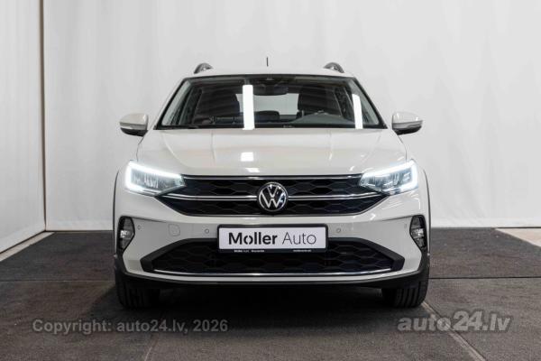 Pelēks Volkswagen Taigo 2022 Tallina, ar dzinēja tilpumu 1.00 L un nobraukumu 52 tūkst. km par 17900 €, foto 2 vietnē AUTOMOTO.COM.LV