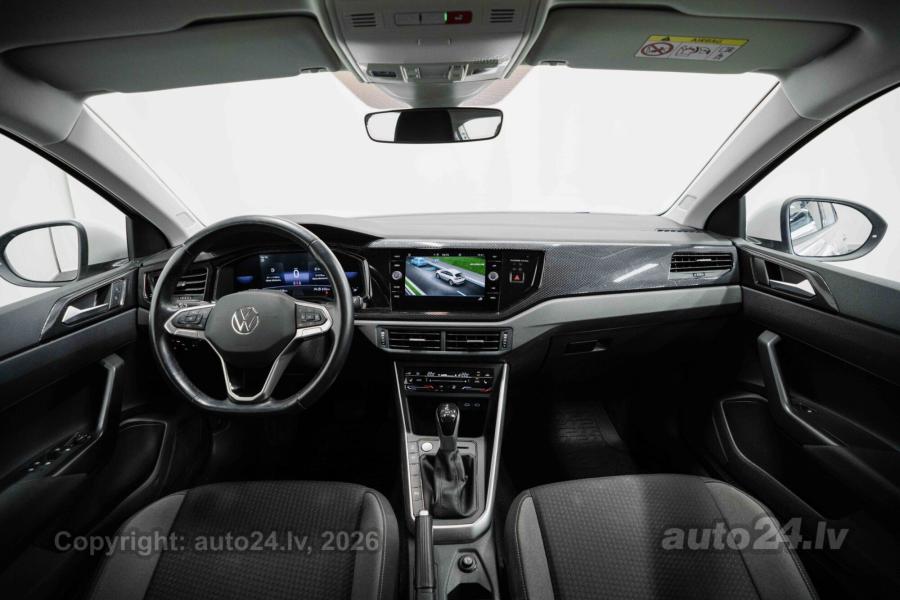 Pelēks Volkswagen Taigo 2022 Tallina, ar dzinēja tilpumu 1.00 L un nobraukumu 52 tūkst. km par 17900 €, foto 10 vietnē AUTOMOTO.COM.LV