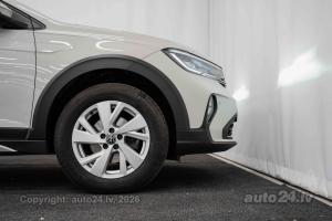 Pelēks Volkswagen Taigo 2022 Tallina, ar dzinēja tilpumu 1.00 L un nobraukumu 52 tūkst. km par 17900 €, foto 16 vietnē AUTOMOTO.COM.LV