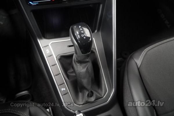 Pelēks Volkswagen Taigo 2023 Tallina, ar dzinēja tilpumu 1.00 L un nobraukumu 31 tūkst. km par 19900 €, foto 11 vietnē AUTOMOTO.COM.LV