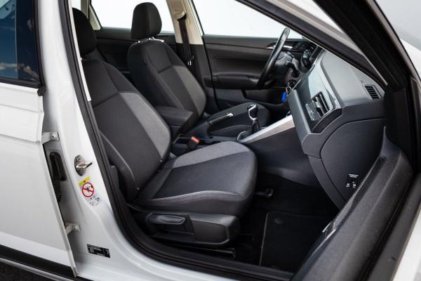 Volkswagen Taigo 2023 Rīga, ar dzinēja tilpumu 1.00 L un nobraukumu 94 tūkst. km par 13850 €, foto 7 vietnē AUTOMOTO.COM.LV