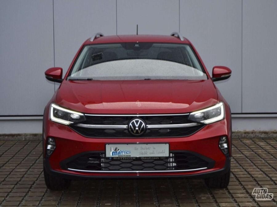 Sarkans Volkswagen Taigo 2024 Kauņa, ar dzinēja tilpumu 1.50 L un nobraukumu 12 tūkst. km par 32484 €, foto 10 vietnē AUTOMOTO.COM.LV