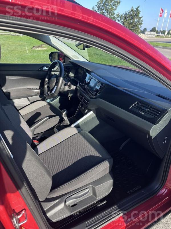 Sarkans Volkswagen Taigo 2022 Rīga, ar dzinēja tilpumu 1.00 L un nobraukumu 79 tūkst. km par 15500 €, foto 3 vietnē AUTOMOTO.COM.LV