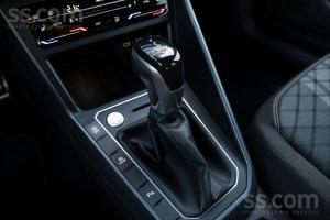 Sarkans Volkswagen Taigo 2022 Rīga, ar dzinēja tilpumu 1.00 L un nobraukumu 77 tūkst. km par 18950 €, foto 16 vietnē AUTOMOTO.COM.LV