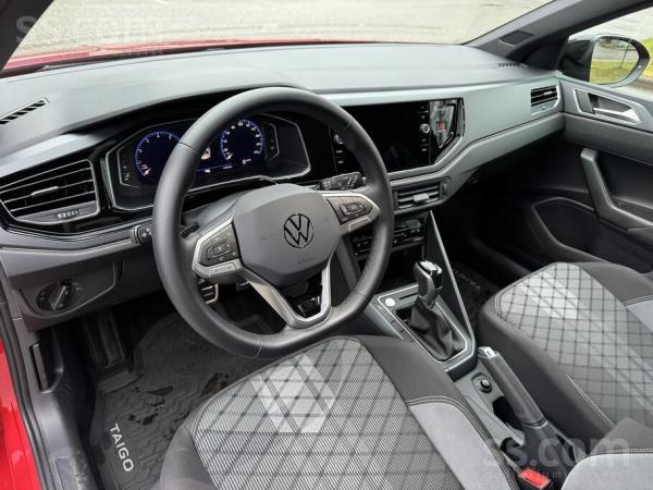 Sarkans Volkswagen Taigo 2025 Rīga, ar dzinēja tilpumu 1.50 L un nobraukumu 5 tūkst. km par 24500 €, foto 4 vietnē AUTOMOTO.COM.LV