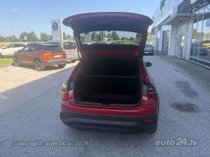 Red Volkswagen Taigo 2024 in Viljandi, with an engine capacity of 1.00 L and mileage of 11 thousand km for 22990 €, photo 11 on AUTOMOTO.COM.LV