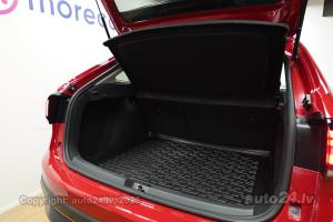 Red Volkswagen Taigo 2022 in Tallinn, with an engine capacity of 1.00 L and mileage of 102 thousand km for 18900 €, photo 8 on AUTOMOTO.COM.LV