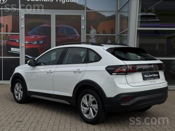 Balts Volkswagen Taigo 2022 Valmiera, ar dzinēja tilpumu 1.00 L un nobraukumu 76 tūkst. km par 16500 €, foto 4 vietnē AUTOMOTO.COM.LV