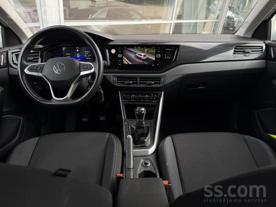 White Volkswagen Taigo 2022 in Valmiera, with an engine capacity of 1.00 L and mileage of 76 thousand km for 16500 €, photo 19 on AUTOMOTO.COM.LV