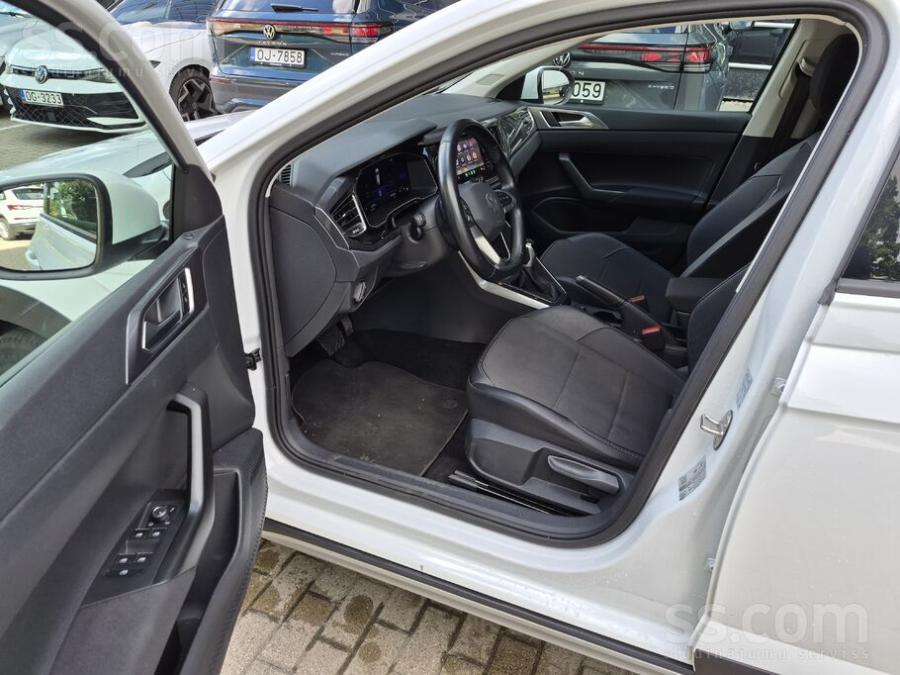 Balts Volkswagen Taigo 2023 Rīga, ar dzinēja tilpumu 1.00 L un nobraukumu 64 tūkst. km par 17300 €, foto 10 vietnē AUTOMOTO.COM.LV