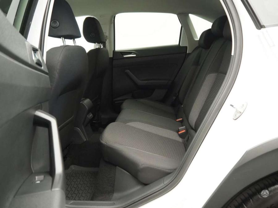 White Volkswagen Taigo 2023 in Vilnius, with an engine capacity of 1.00 L and mileage of 77 thousand km for 16500 €, photo 13 on AUTOMOTO.COM.LV
