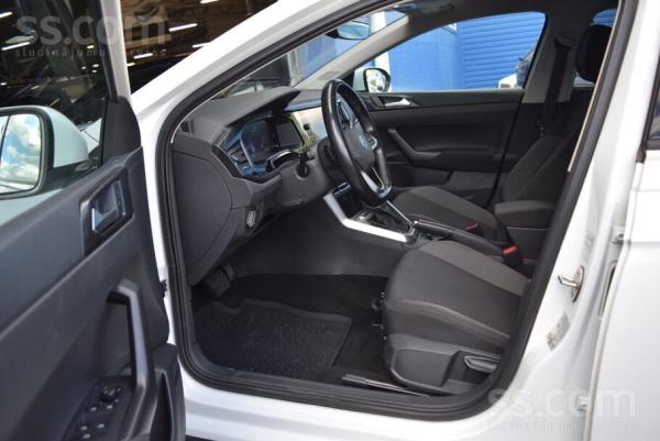 Balts Volkswagen Taigo 2022 Rīga, ar dzinēja tilpumu 1.00 L un nobraukumu 76 tūkst. km par 16500 €, foto 4 vietnē AUTOMOTO.COM.LV