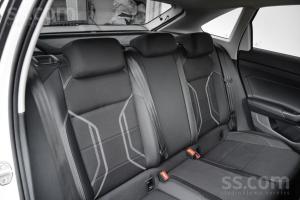 White Volkswagen Taigo 2023 in Riga, with an engine capacity of 1.00 L and mileage of 95 thousand km for 16850 €, photo 9 on AUTOMOTO.COM.LV