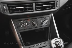 Balts Volkswagen Taigo 2022 Tallina, ar dzinēja tilpumu 1.00 L un nobraukumu 53 tūkst. km par 16790 €, foto 14 vietnē AUTOMOTO.COM.LV