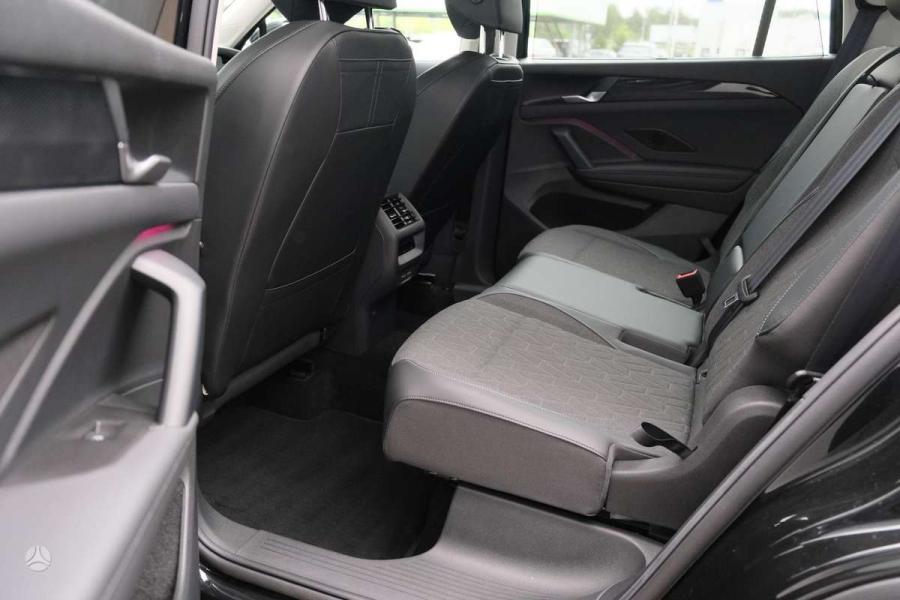 Melns Volkswagen Tayron 2025 Viļņa, ar dzinēja tilpumu 1.50 L un nobraukumu 8 tūkst. km par 35400 €, foto 9 vietnē AUTOMOTO.COM.LV