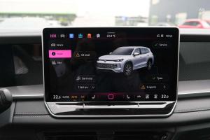 Melns Volkswagen Tayron 2025 Viļņa, ar dzinēja tilpumu 1.50 L un nobraukumu 8 tūkst. km par 35400 €, foto 12 vietnē AUTOMOTO.COM.LV