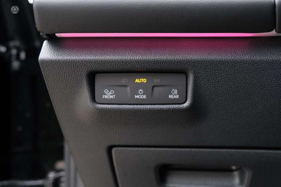 Melns Volkswagen Tayron 2025 Viļņa, ar dzinēja tilpumu 1.50 L un nobraukumu 8 tūkst. km par 35400 €, foto 23 vietnē AUTOMOTO.COM.LV