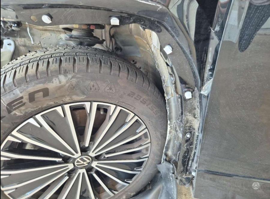 Melns Volkswagen Tayron 2025 Klaipėda, ar dzinēja tilpumu 1.97 L un nobraukumu 24 tūkst. km par 16800 €, foto 12 vietnē AUTOMOTO.COM.LV