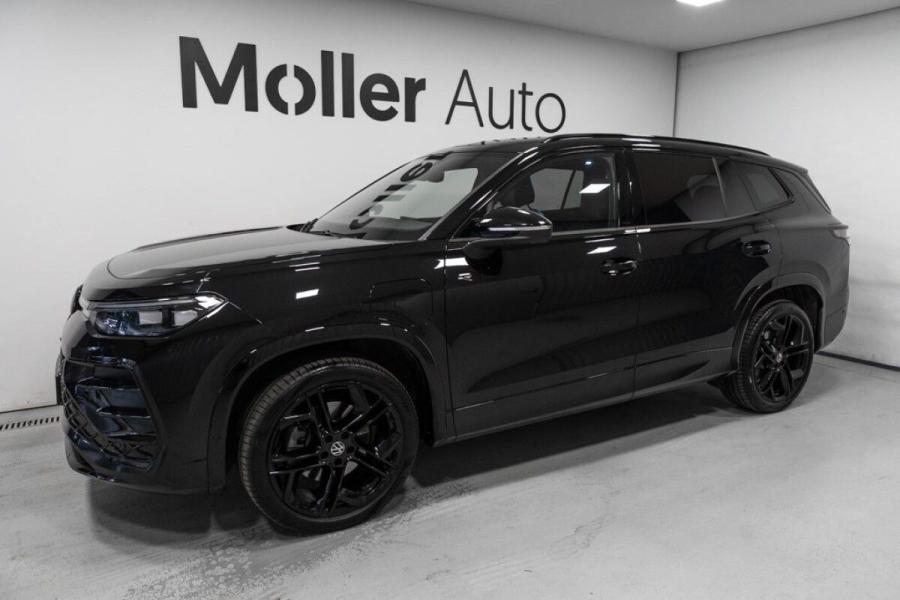 Melns Volkswagen Tayron 2025 Viļņa, ar dzinēja tilpumu 1.50 L un nobraukumu 20 tūkst. km par 47500 €, foto 3 vietnē AUTOMOTO.COM.LV