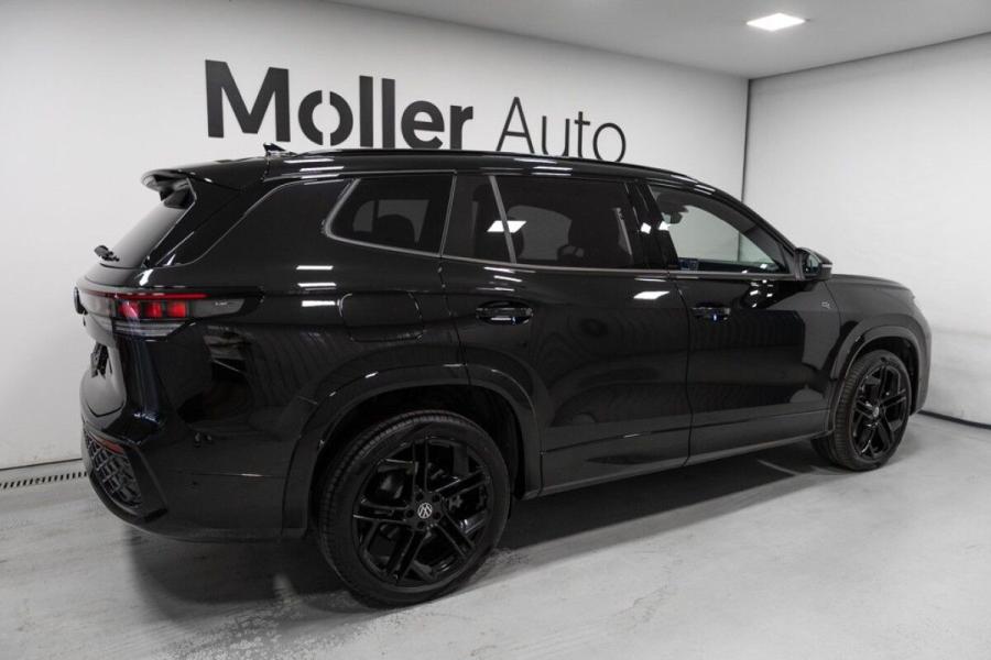 Melns Volkswagen Tayron 2025 Viļņa, ar dzinēja tilpumu 1.50 L un nobraukumu 20 tūkst. km par 47500 €, foto 5 vietnē AUTOMOTO.COM.LV