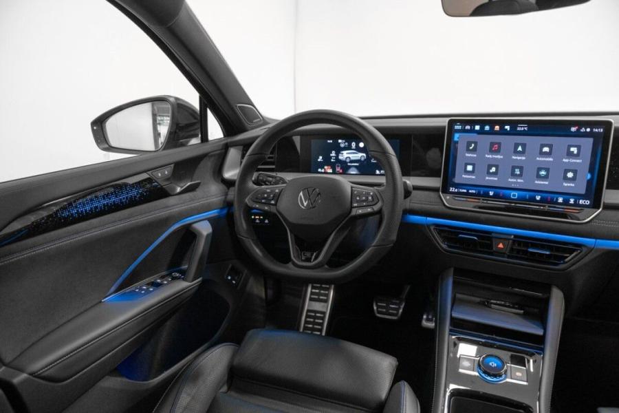 Melns Volkswagen Tayron 2025 Viļņa, ar dzinēja tilpumu 1.50 L un nobraukumu 20 tūkst. km par 47500 €, foto 11 vietnē AUTOMOTO.COM.LV