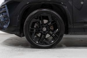 Melns Volkswagen Tayron 2025 Viļņa, ar dzinēja tilpumu 1.50 L un nobraukumu 20 tūkst. km par 47500 €, foto 36 vietnē AUTOMOTO.COM.LV