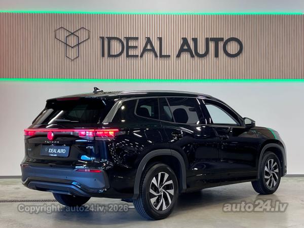 Melns Volkswagen Tayron 2025 Tallina, ar dzinēja tilpumu 1.50 L un nobraukumu 45 tūkst. km par 35990 €, foto 5 vietnē AUTOMOTO.COM.LV