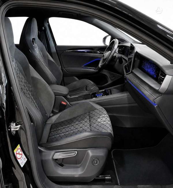 Black Volkswagen Tayron 2025 in Kaunas, with an engine capacity of 1.98 L and mileage of 72 thousand km for 44900 €, photo 7 on AUTOMOTO.COM.LV