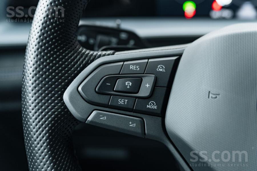 Melns Volkswagen Tayron 2025 Rīga, ar dzinēja tilpumu 2.00 L un nobraukumu 25 tūkst. km par 48000 €, foto 9 vietnē AUTOMOTO.COM.LV