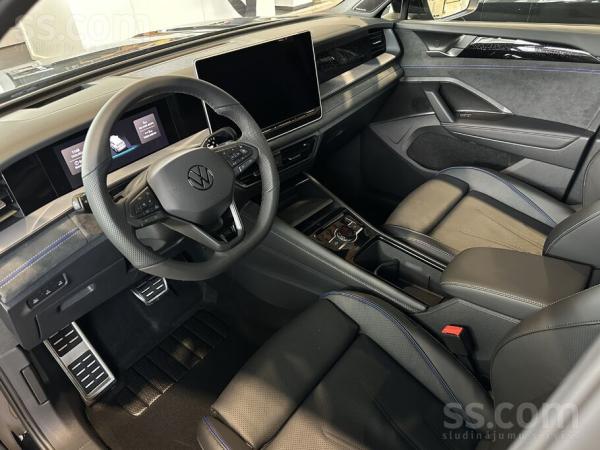 Melns Volkswagen Tayron 2026 Valmiera, ar dzinēja tilpumu 2.00 L un nobraukumu 10 tūkst. km par 55240 €, foto 7 vietnē AUTOMOTO.COM.LV