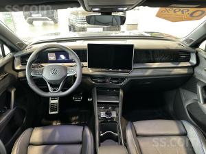 Black Volkswagen Tayron 2026 in Valmiera, with an engine capacity of 2.00 L and mileage of 10 thousand km for 55240 €, photo 10 on AUTOMOTO.COM.LV