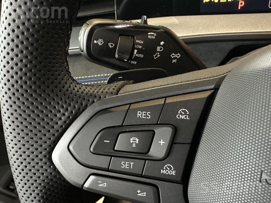 Black Volkswagen Tayron 2026 in Valmiera, with an engine capacity of 2.00 L and mileage of 10 thousand km for 55240 €, photo 13 on AUTOMOTO.COM.LV