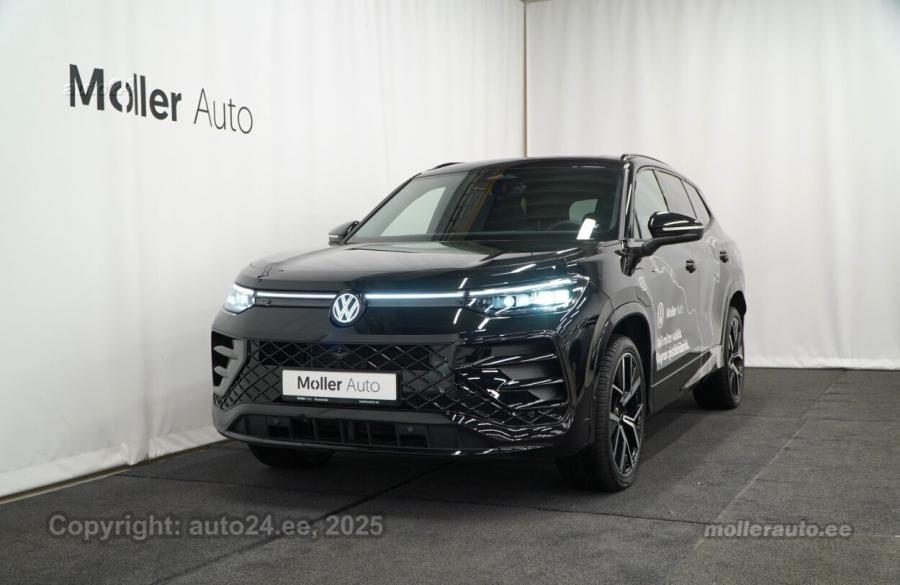 Melns Volkswagen Tayron 2025 Tallina, ar dzinēja tilpumu 1.50 L un nobraukumu 6 tūkst. km par 51900 €, foto 2 vietnē AUTOMOTO.COM.LV