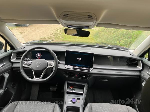 Black Volkswagen Tayron 2025 in Tartu, with an engine capacity of 1.50 L and mileage of 20 thousand km for 39300 €, photo 8 on AUTOMOTO.COM.LV