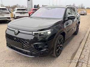 Melns Volkswagen Tayron 2026 Viljandi, ar dzinēja tilpumu 1.50 L un nobraukumu 1 tūkst. km par 52493 €, foto 11 vietnē AUTOMOTO.COM.LV
