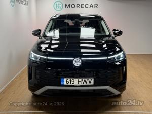 Black Volkswagen Tayron 2026 in Tallinn, with an engine capacity of 2.00 L and mileage of 6 thousand km for 50990 €, photo 6 on AUTOMOTO.COM.LV