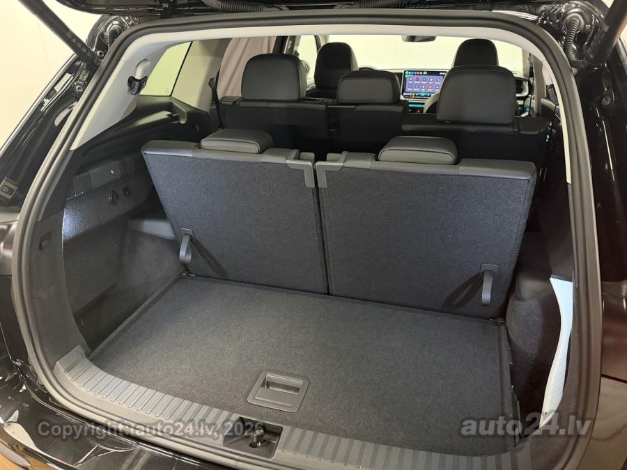 Black Volkswagen Tayron 2026 in Tallinn, with an engine capacity of 2.00 L and mileage of 6 thousand km for 50990 €, photo 10 on AUTOMOTO.COM.LV
