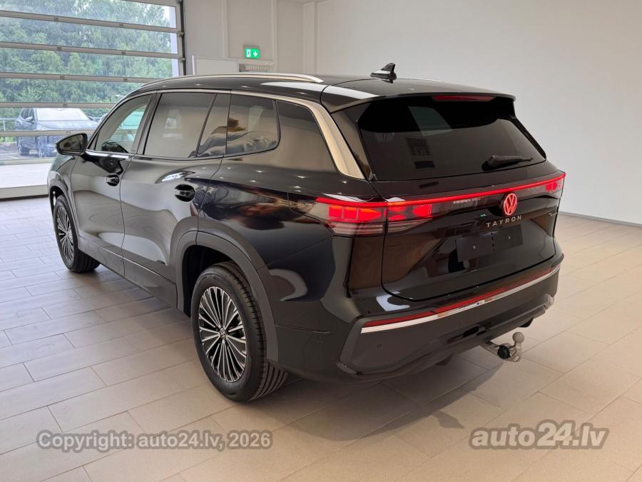 Melns Volkswagen Tayron 2026 Viljandi, ar dzinēja tilpumu 2.00 L un nobraukumu 0 tūkst. km par 55500 €, foto 4 vietnē AUTOMOTO.COM.LV